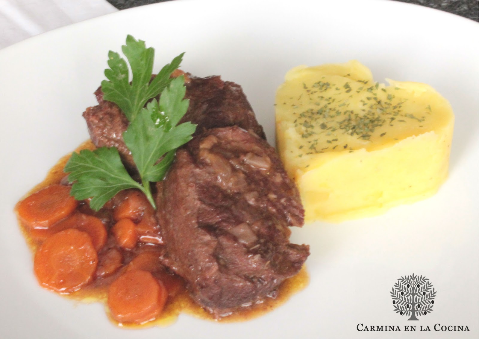 Carrilleras ibéricas en salsa de oporto - Carmina en la Cocina